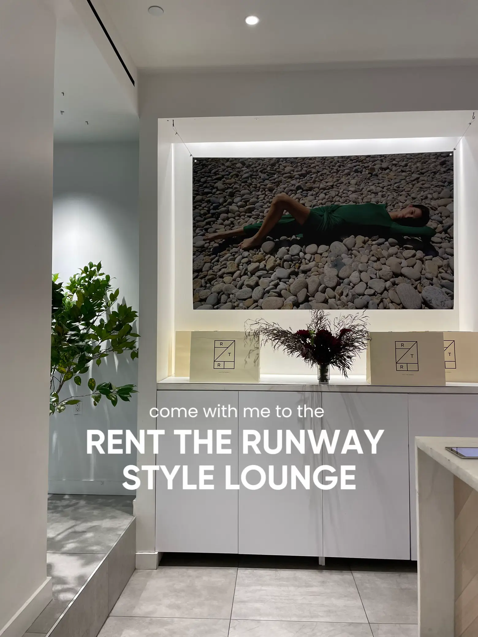 Rent the Runway Style Lounge | Galeri diposting oleh Kellyfrischmann | Lemon8