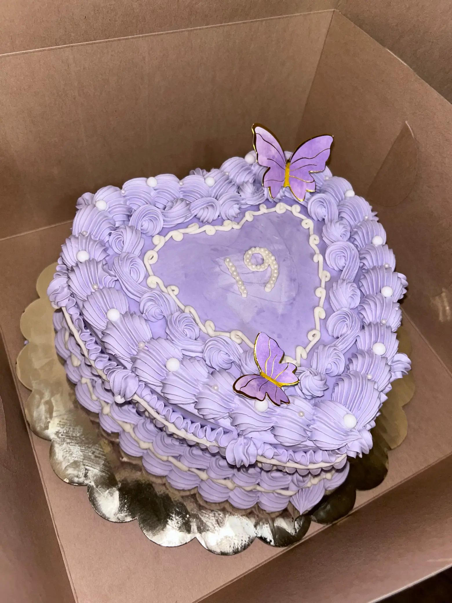 vintage birthday cake inspo🍒 | Gallery posted by Maria Rojas | Lemon8