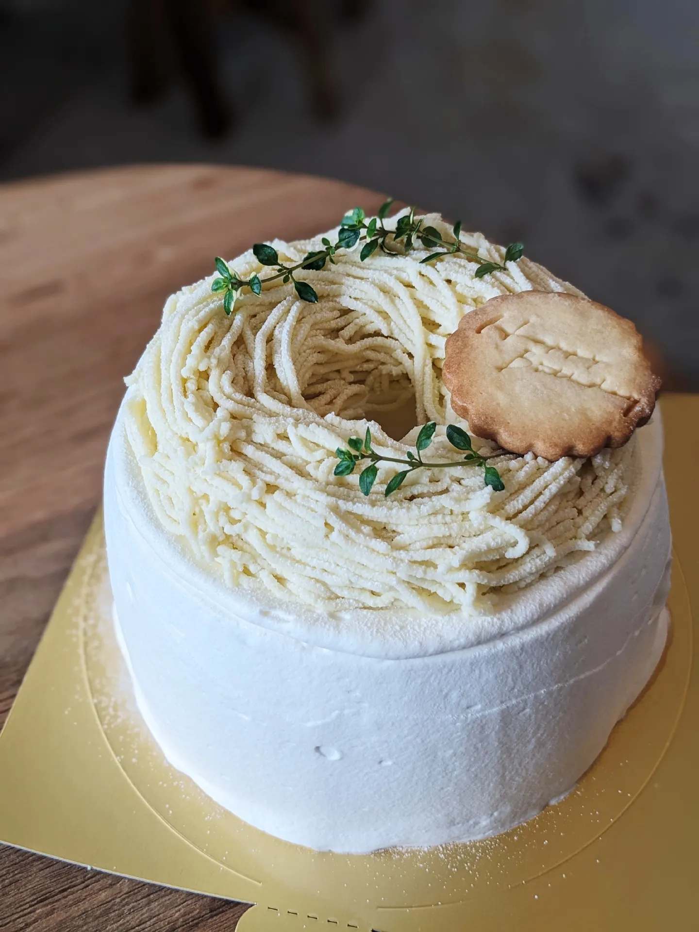 ร้านขายขนมเล็ก ๆ ในเมืองที่เล็กที่สุดในญี่ปุ่น | แกลเลอรีที่โพสต์โดย comichi菓子店 | Lemon8