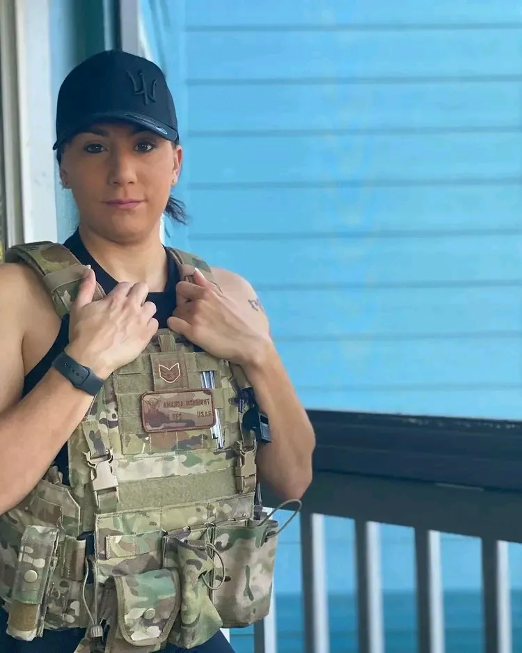 feeling so cool 😎😀 | Gallery posted by Amanda Mcknight | Lemon8