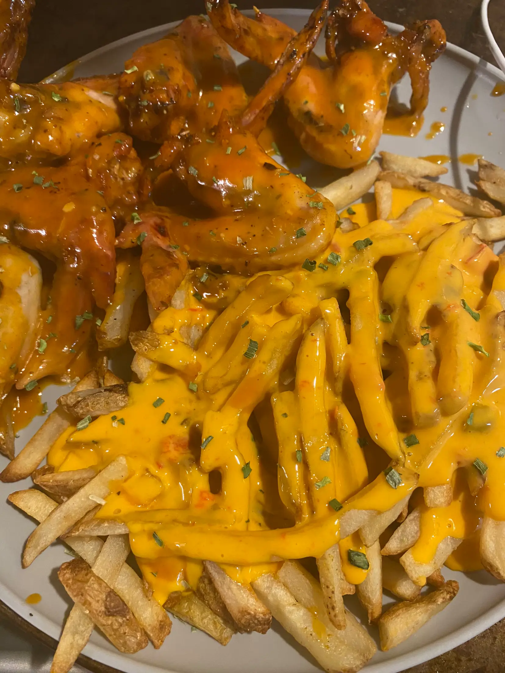 #honeyhotwings #cheesefries #l | Gallery posted by Wanda Combs | Lemon8
