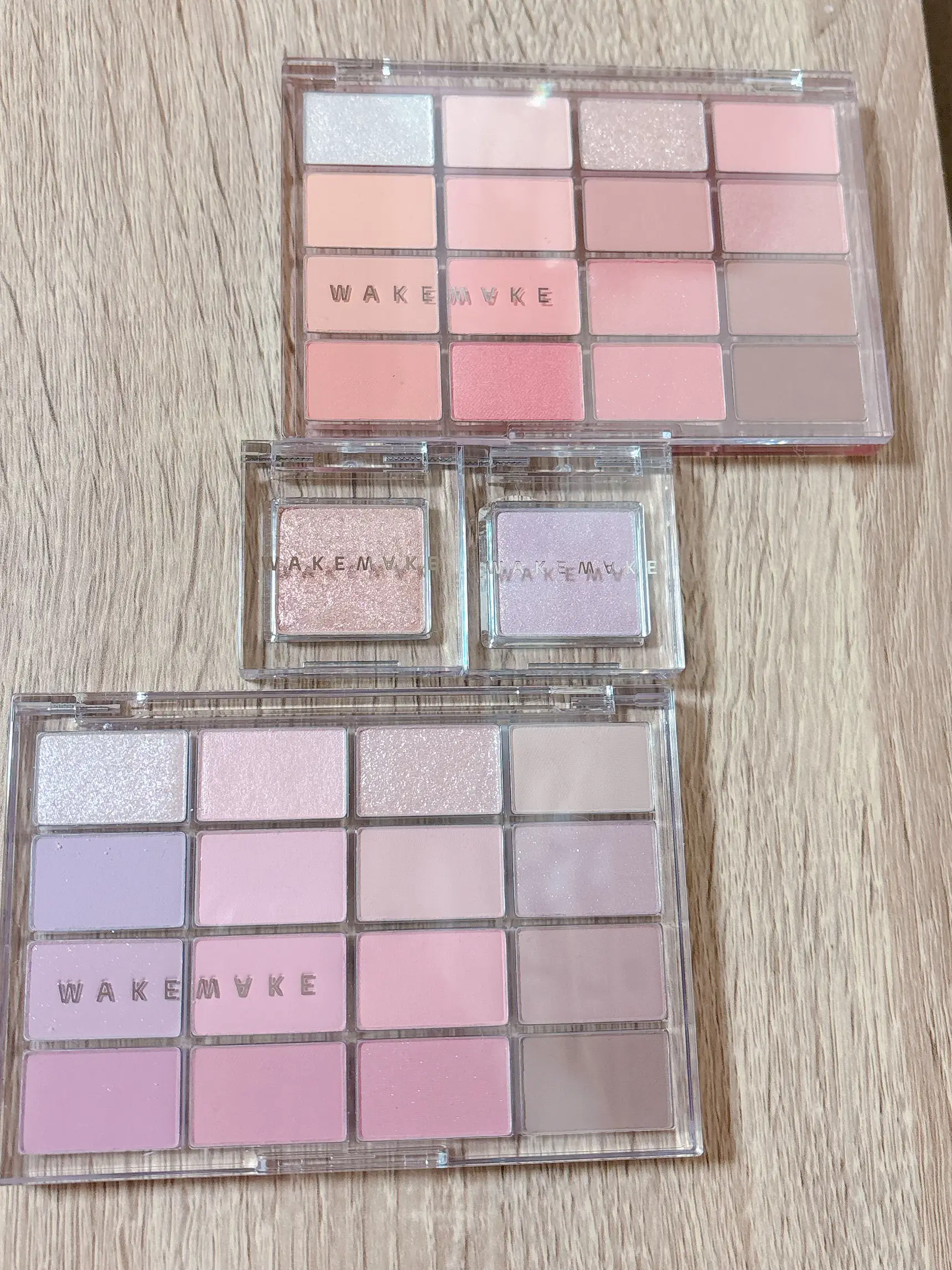 Wakemake's บด 16 สีจานสี 2 แบบ💗 | แกลเลอรีที่โพสต์โดย みーこ｜正直レビュー | Lemon8