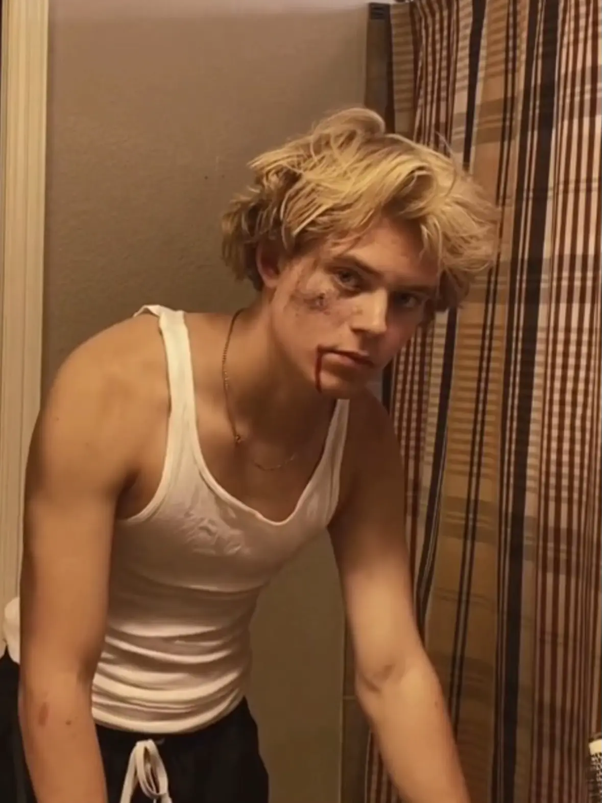 “Are you jj from obx?!” | Video published by Nickwilkins | Lemon8