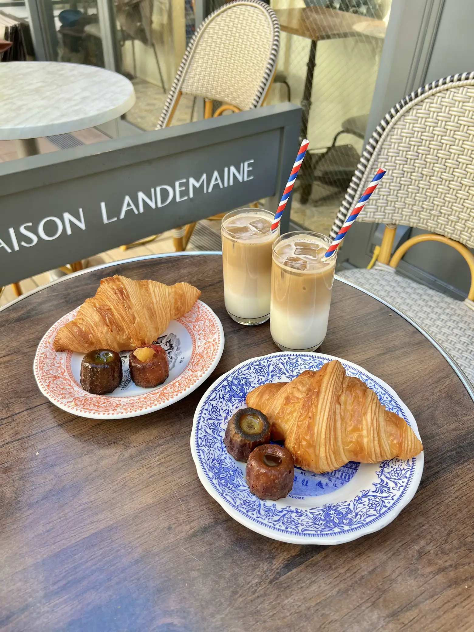 ขนมอบ Boulangery กับครัวซองต์คุณภาพสูงและคาเนเล่ที่สวยงาม🍞💗 | แกลเลอรี ...