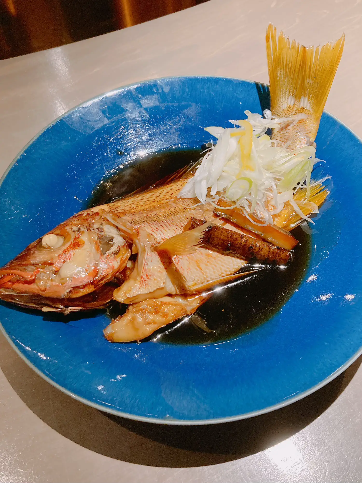 Shinjuku 】 I tried eating a whole fresh fish with Okamochi😳 | Gallery ...