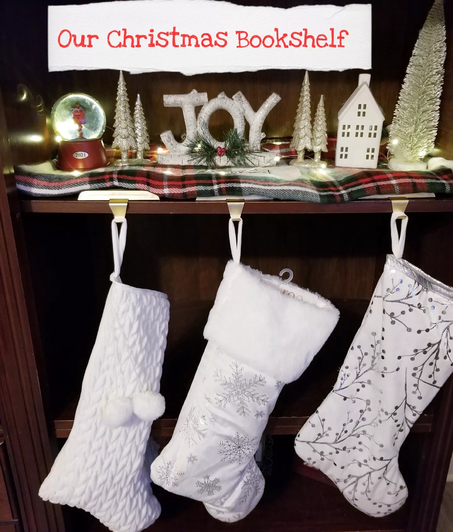 Our Christmas Bookshelf | Gallery posted by Sarah | Lemon8