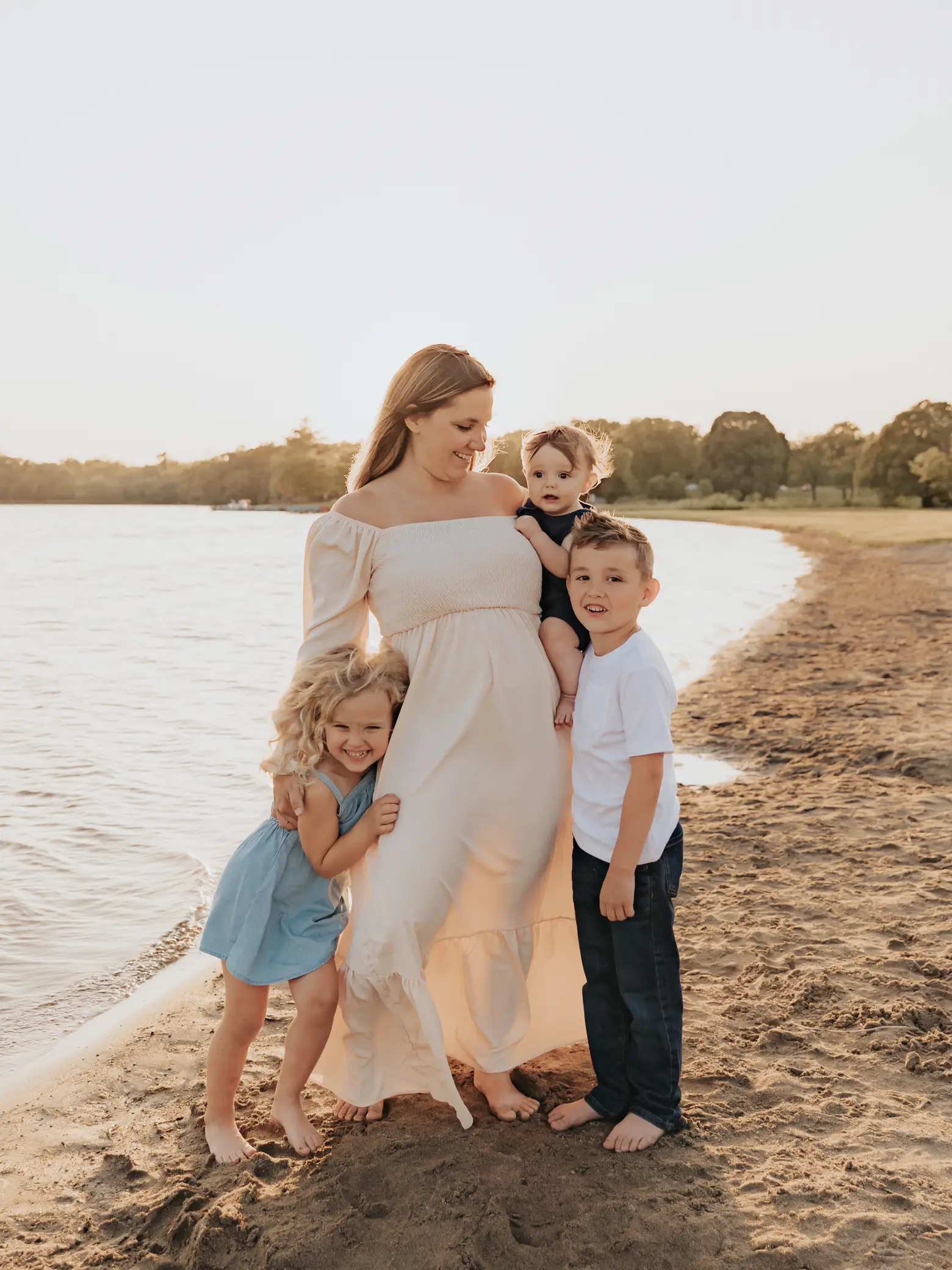 FAMILY PHOTOS 🤍 | Gallery posted by A Day With Chey | Lemon8