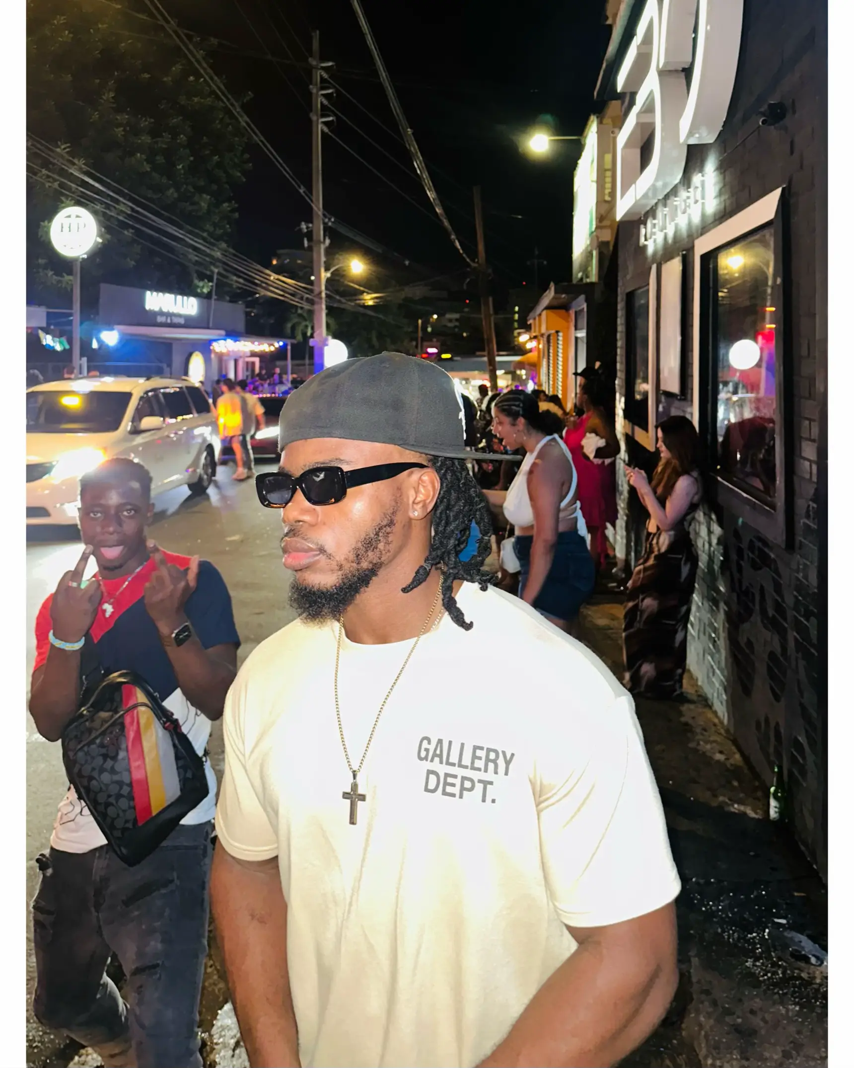 The life of a city boy 🇵🇷🇵 | แกลเลอรีที่โพสต์โดย nurselove | Lemon8