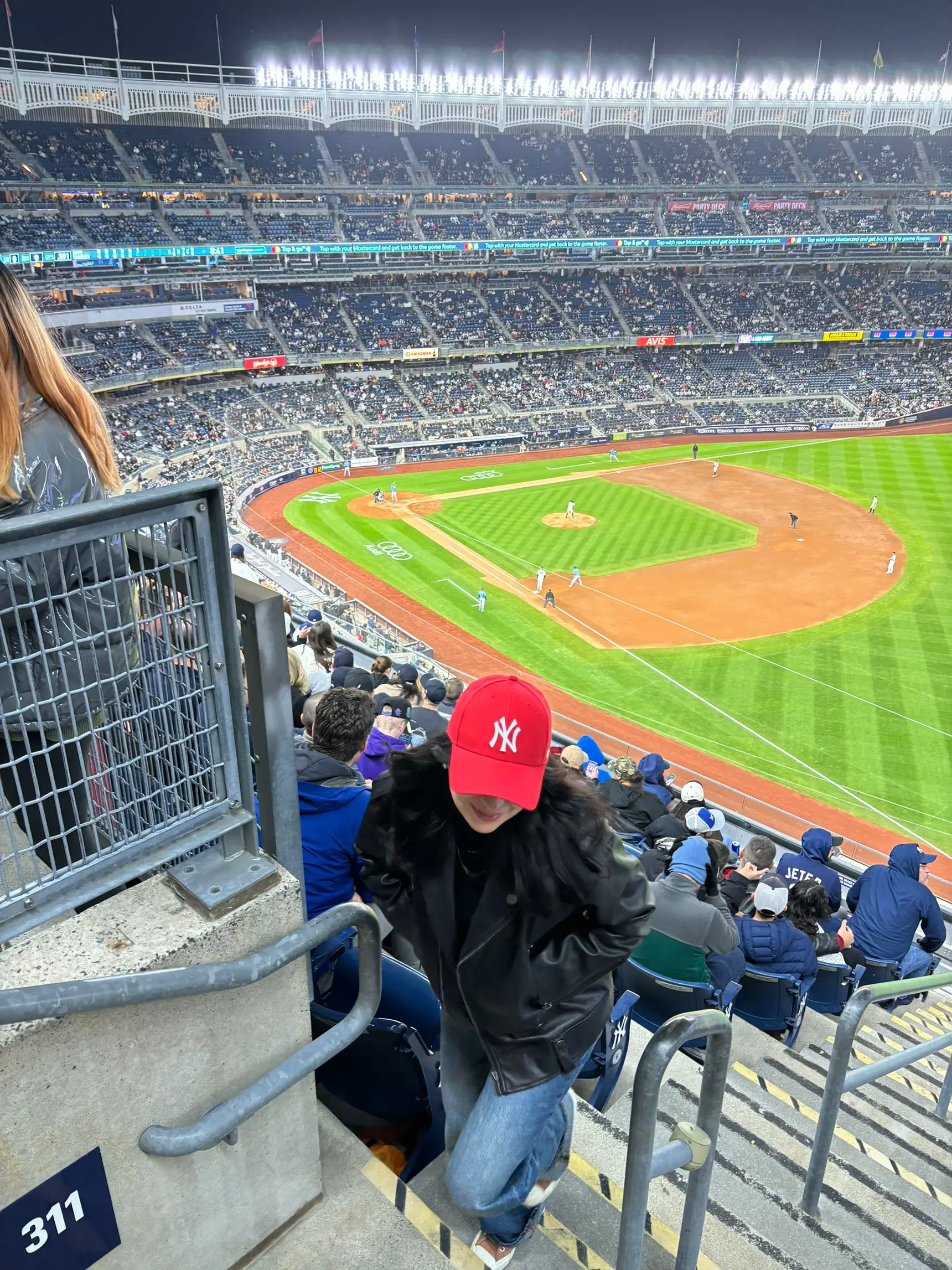 Stadium outfit inspo ⚾ | Gallery posted by Leslie Casas | Lemon8