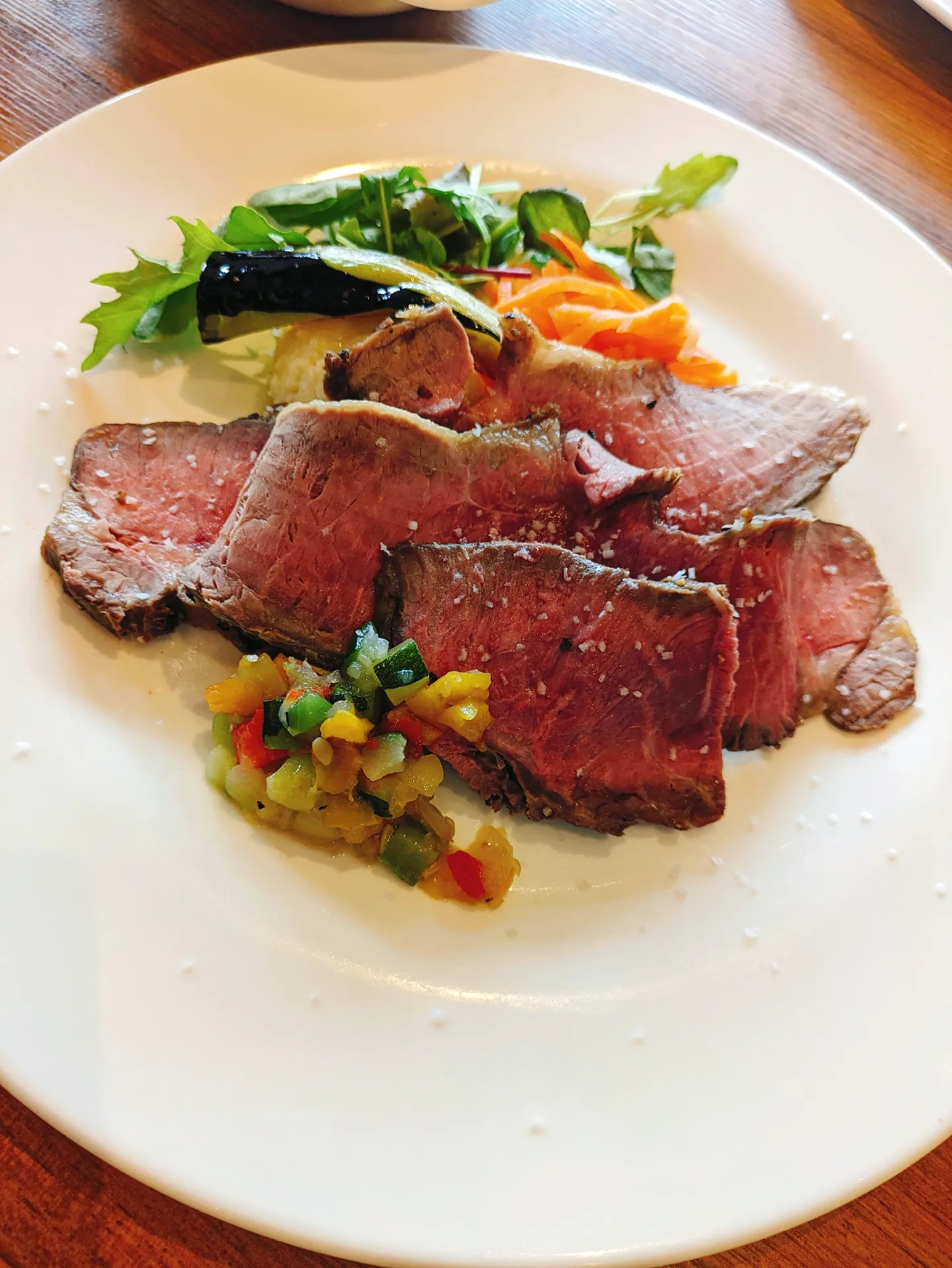 ローストビーフが食べたくなったらココに行く | tokutoku♡感謝♡が投稿したフォトブック | Lemon8