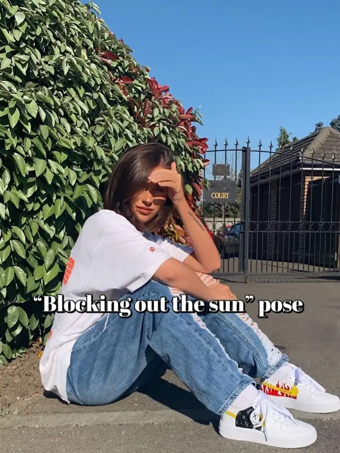 Pose ideas For pictures | Gallery posted by h3art5 | Lemon8