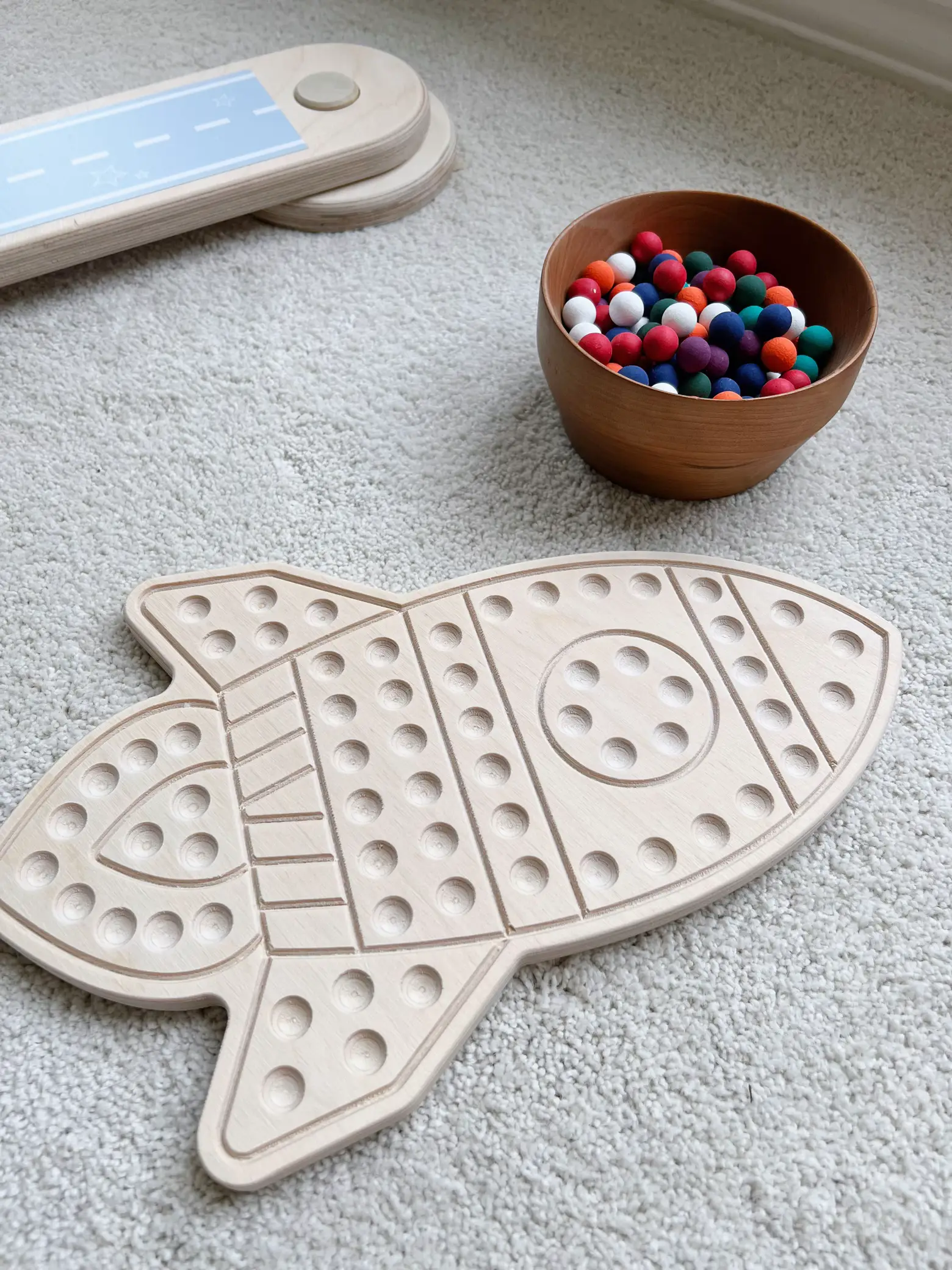 Rocketship Activity Board 🚀 | แกลเลอรีที่โพสต์โดย Blueberry&Third | Lemon8