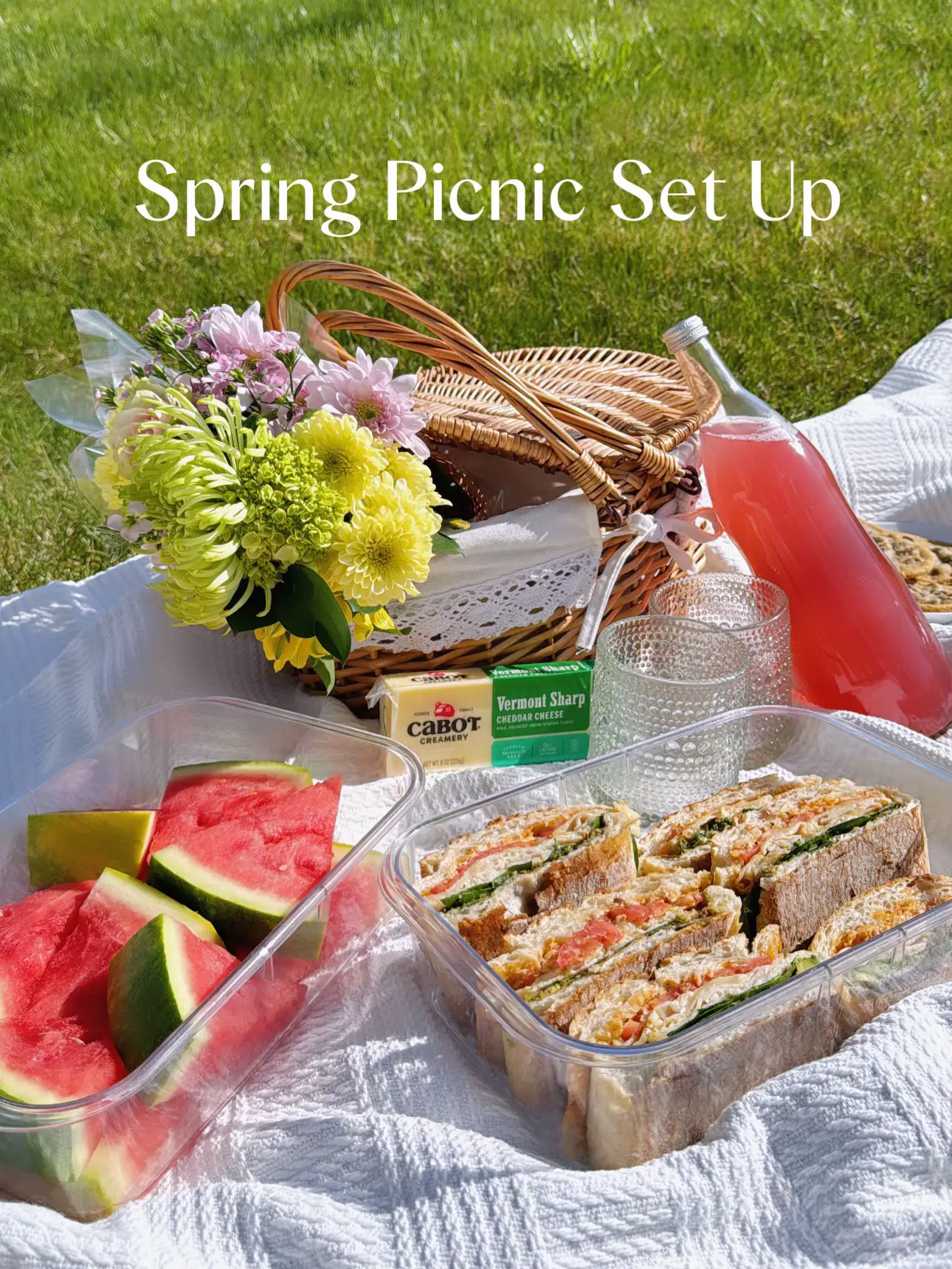 everything I packed for a spring picnic! | Video published by Christine ...