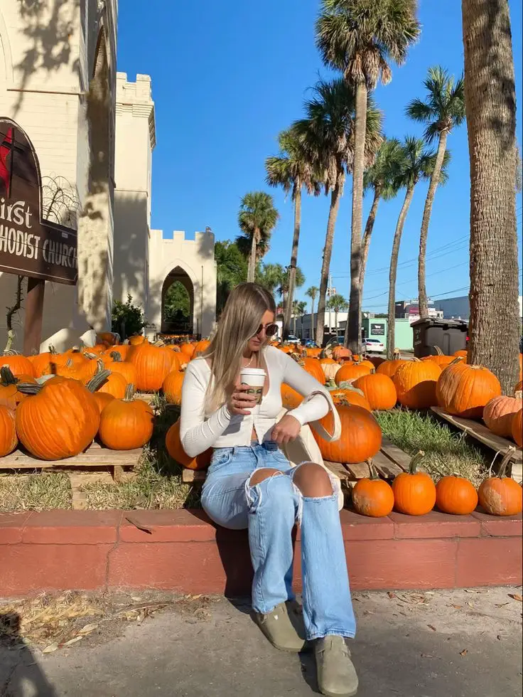 Fall pumpkin patch outfits 🤎🍂🧡 | Gallery posted by gray | Lemon8