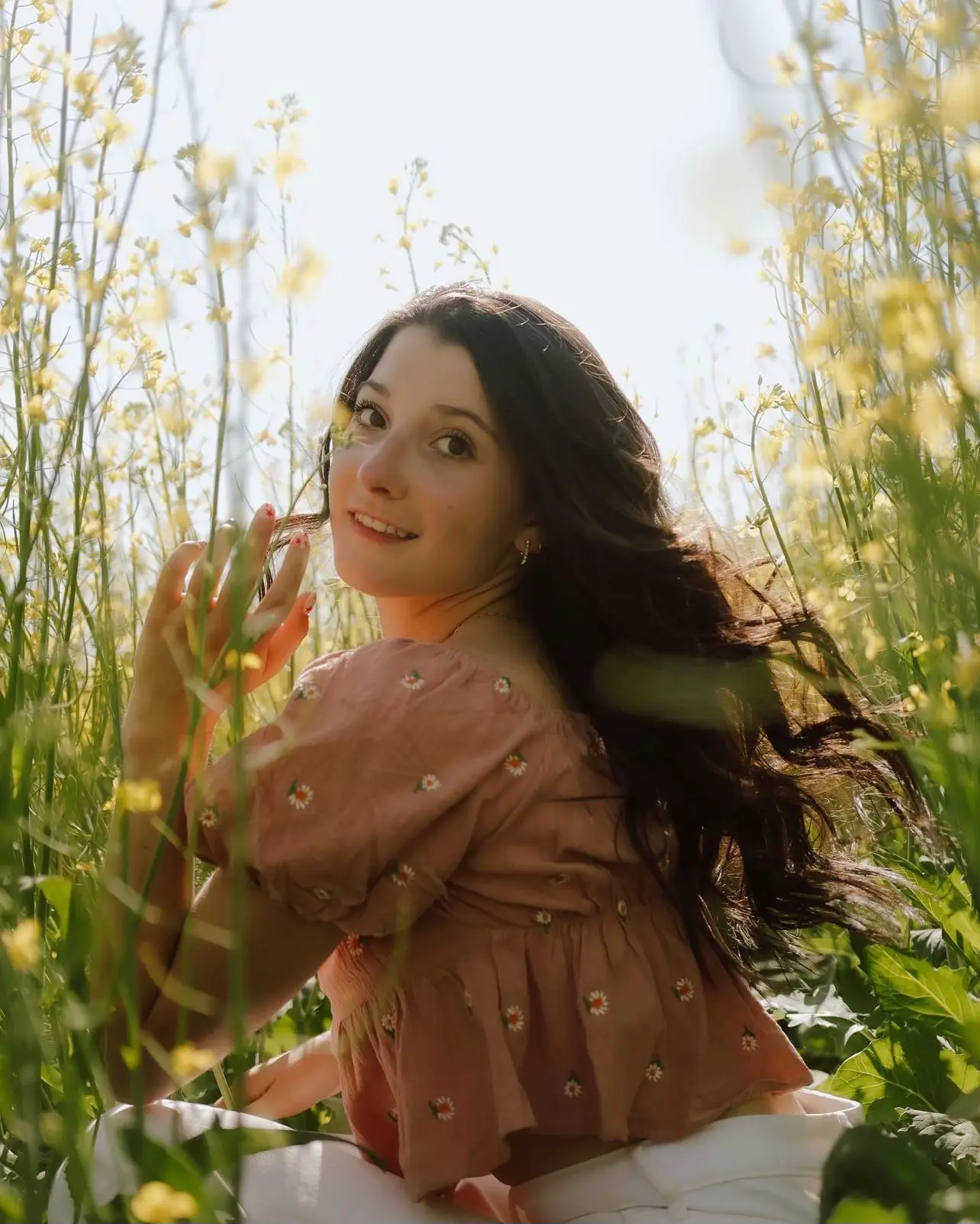 Senior photos that aren’t boring ★ | Gallery posted by Xan Doane | Lemon8