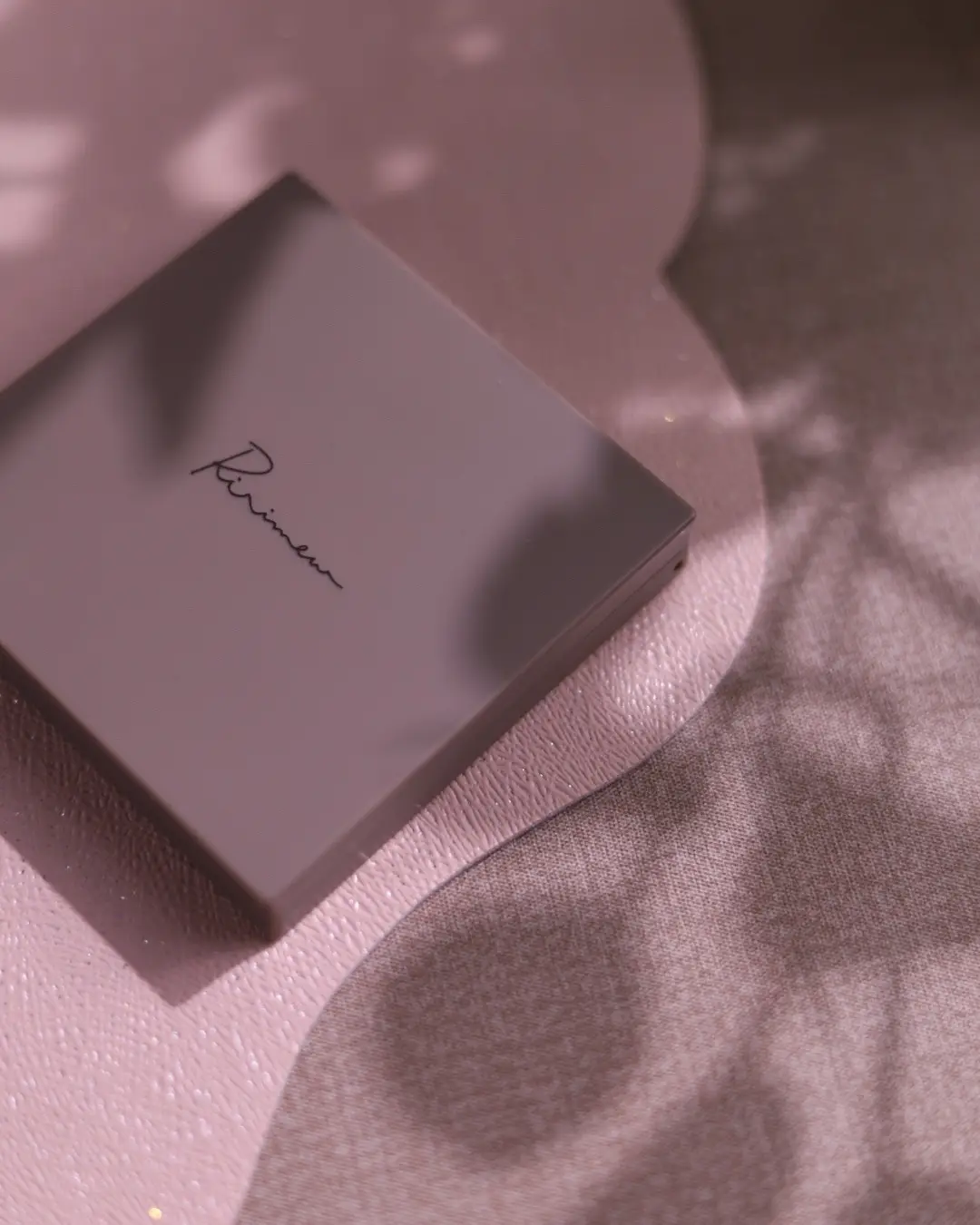 指原莉乃さんプロデュースのリリミュウから、 大人気のアイ | haruka333888が投稿したフォトブック | Lemon8