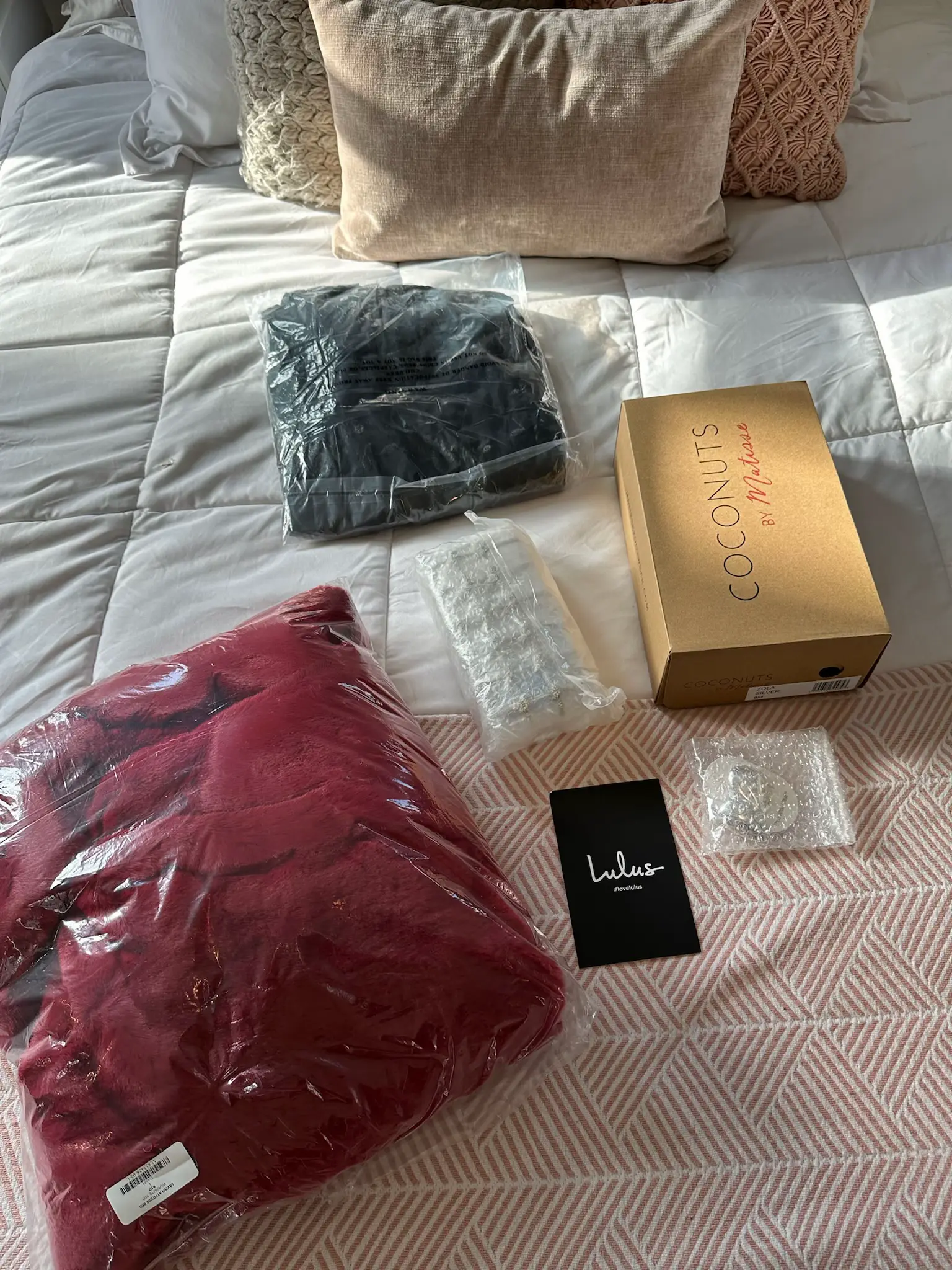 UNBOX WITH ME | Gallery posted by skhammer | Lemon8