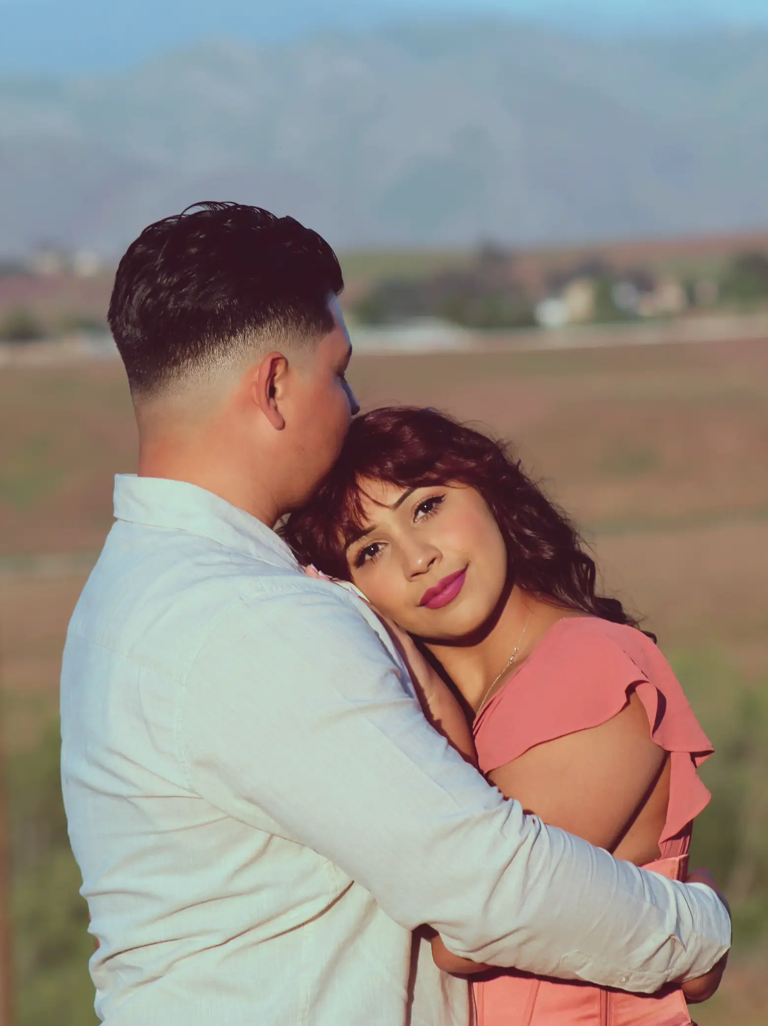 Pose ideas for couples 🫶🏽 | Gallery posted by Myaaa 🤍 🏹💌 | Lemon8