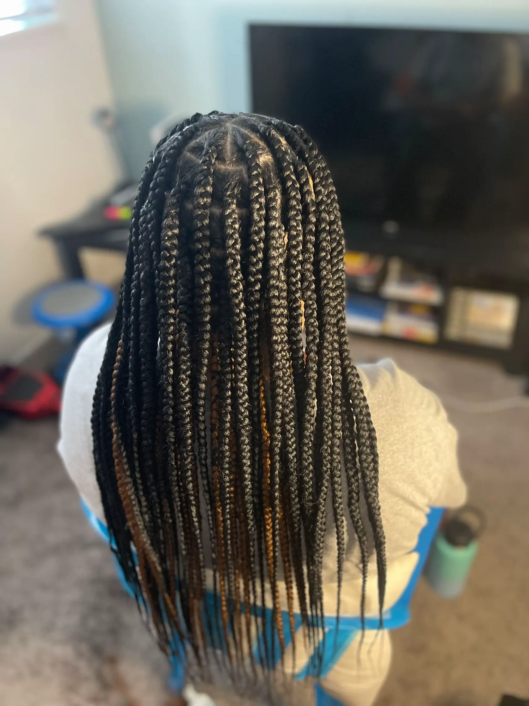 Summer Braids | แกลเลอรีที่โพสต์โดย Sadé T | Lemon8