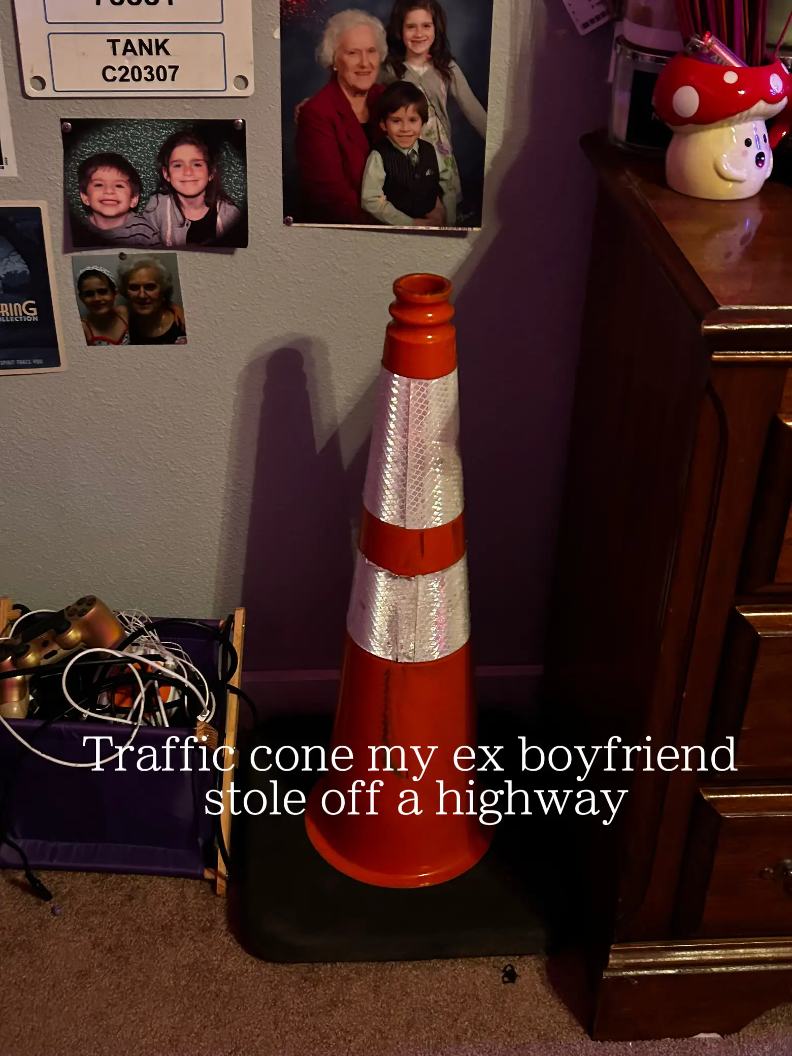 Things in my room | Gallery posted by Kylee | Lemon8