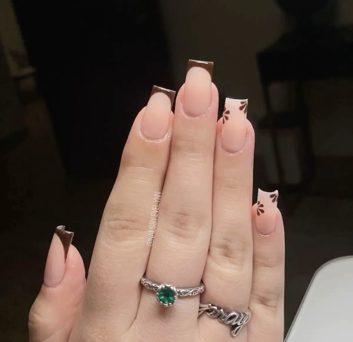 Fall nail inspo 🤎💅🍁 | Gallery posted by Vane | Lemon8