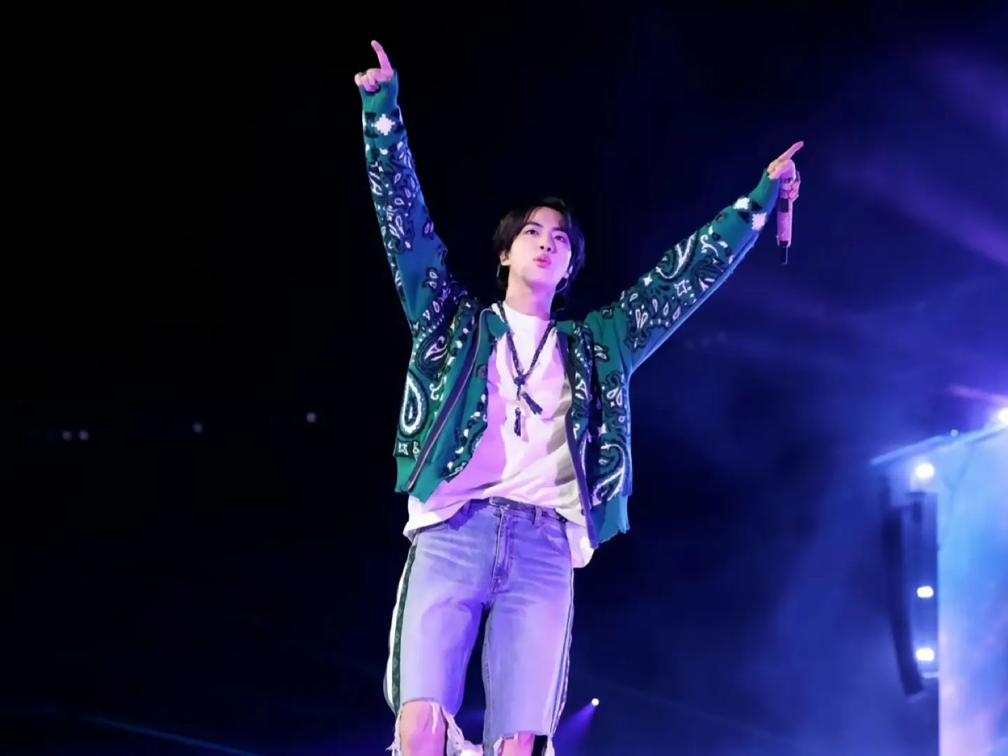 Btsジン壁紙 - Lemon8検索