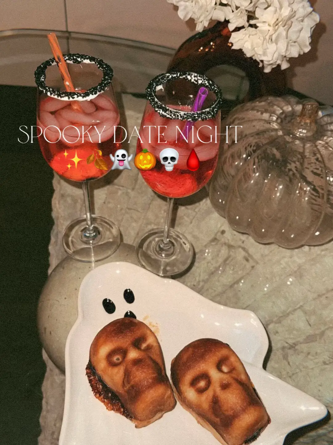 spooky date night 🍂👻🎃💀🩸 | Gallery posted by Delanie | Lemon8