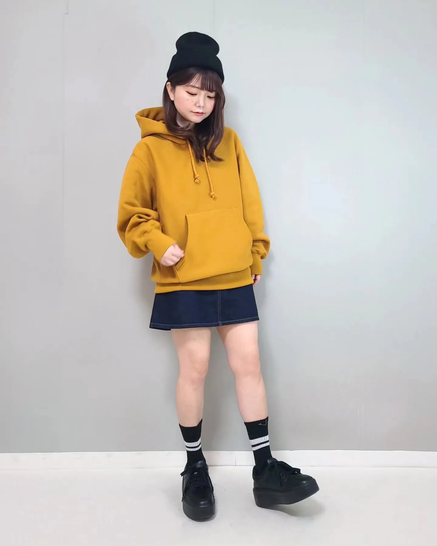 これ隠れた名品 何かと使えるGUの定番デニムスカート💙1990円でお値段以上過ぎ⭐ | パン粉が投稿したフォトブック | Lemon8