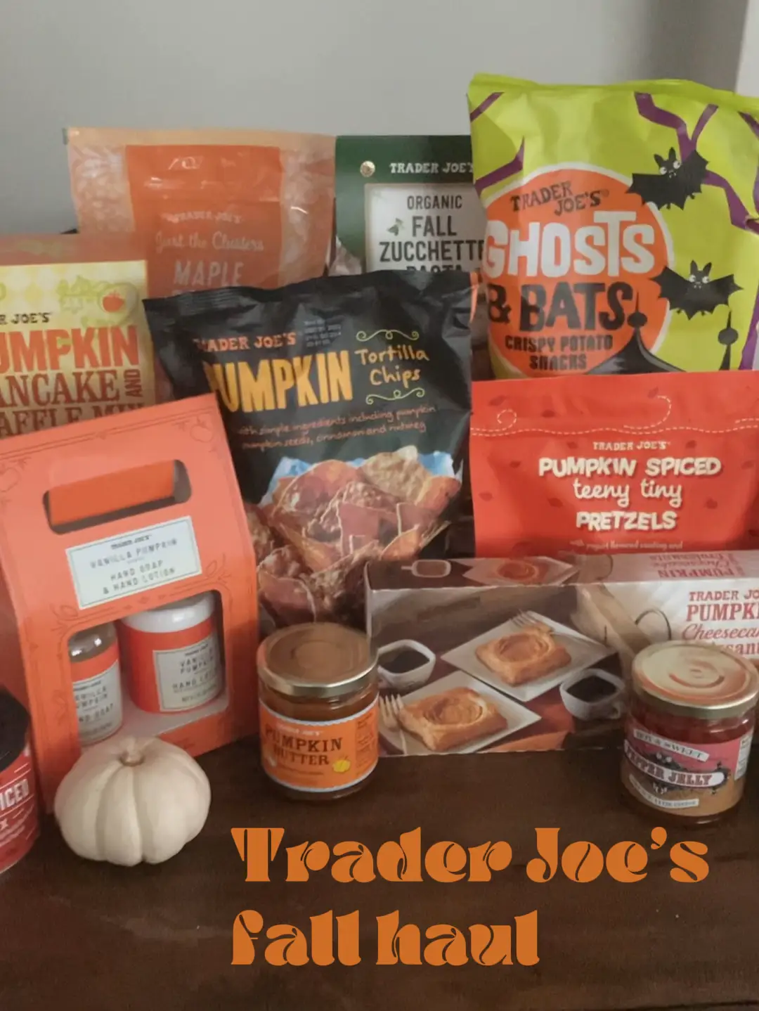 🍁FALL HAUL at Trader Joe’s 🍁 | Video published by Lanta | Lemon8