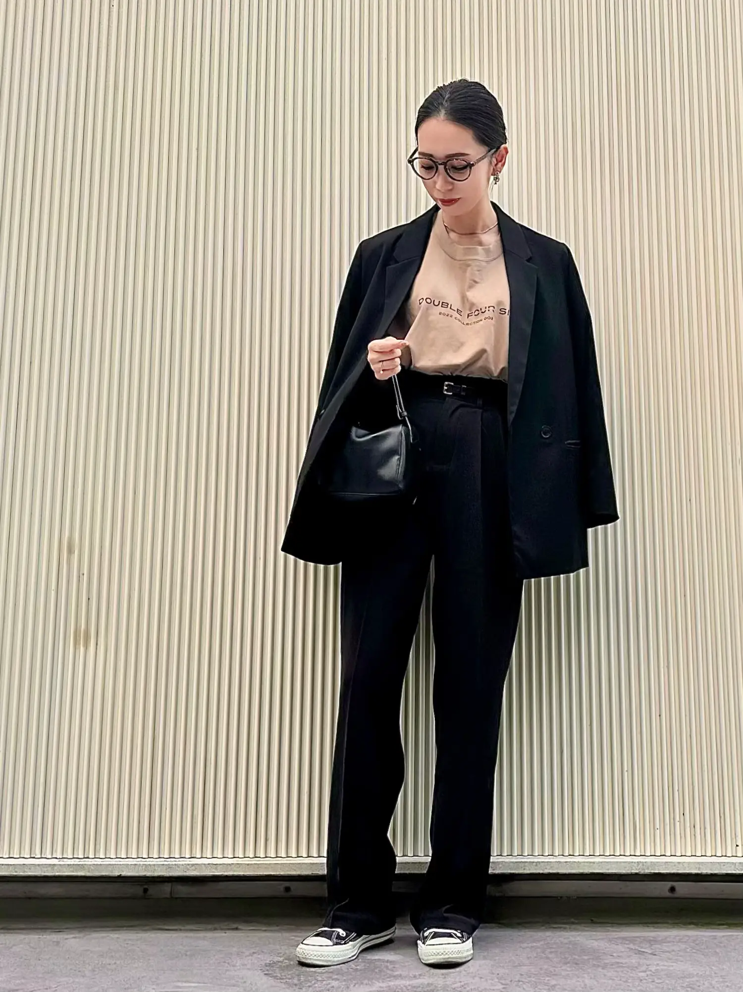 【converse】スニーカーでもスタイルアップしたぁぁあい！！ | tomomi🌝が投稿したフォトブック | Lemon8