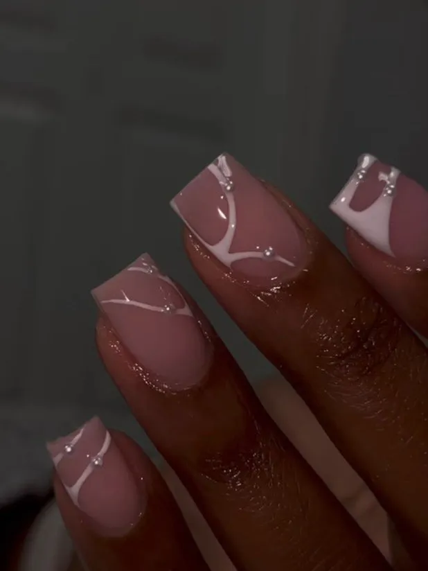 short baddie nails | Gallery posted by iceee | Lemon8