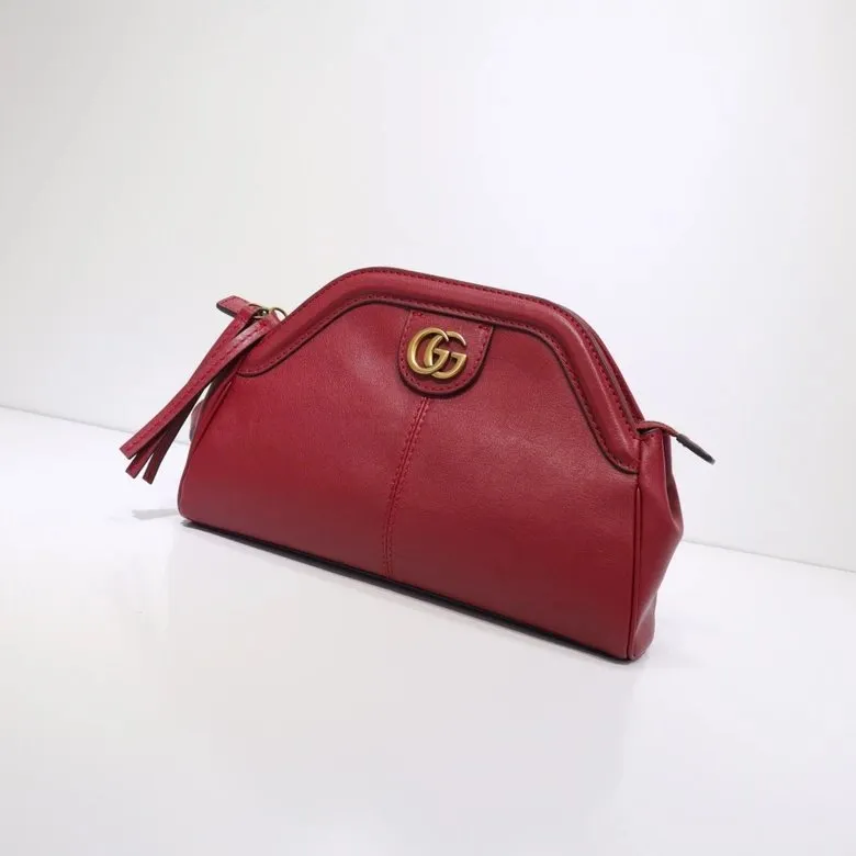 ladies shoulder bag 😉 | แกลเลอรีที่โพสต์โดย Daniel Finds | Lemon8