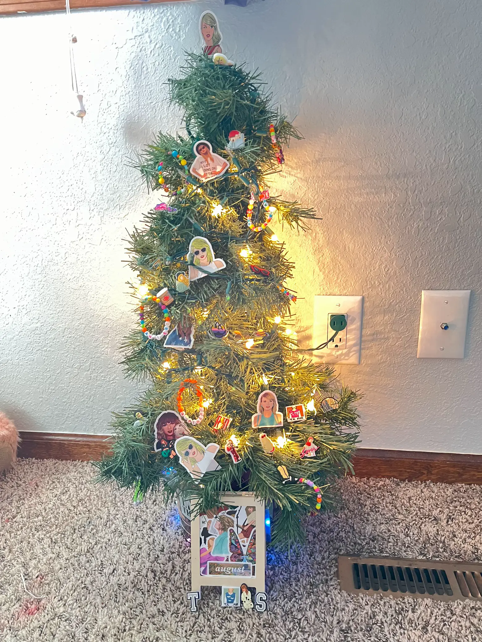 My new swiftmas tree | Gallery posted by Dev/1ofTSkids ️ | Lemon8