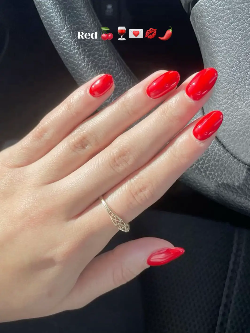 Almond Nail inspo!💌🤍🧦 | Gallery posted by KAITLYN | Lemon8