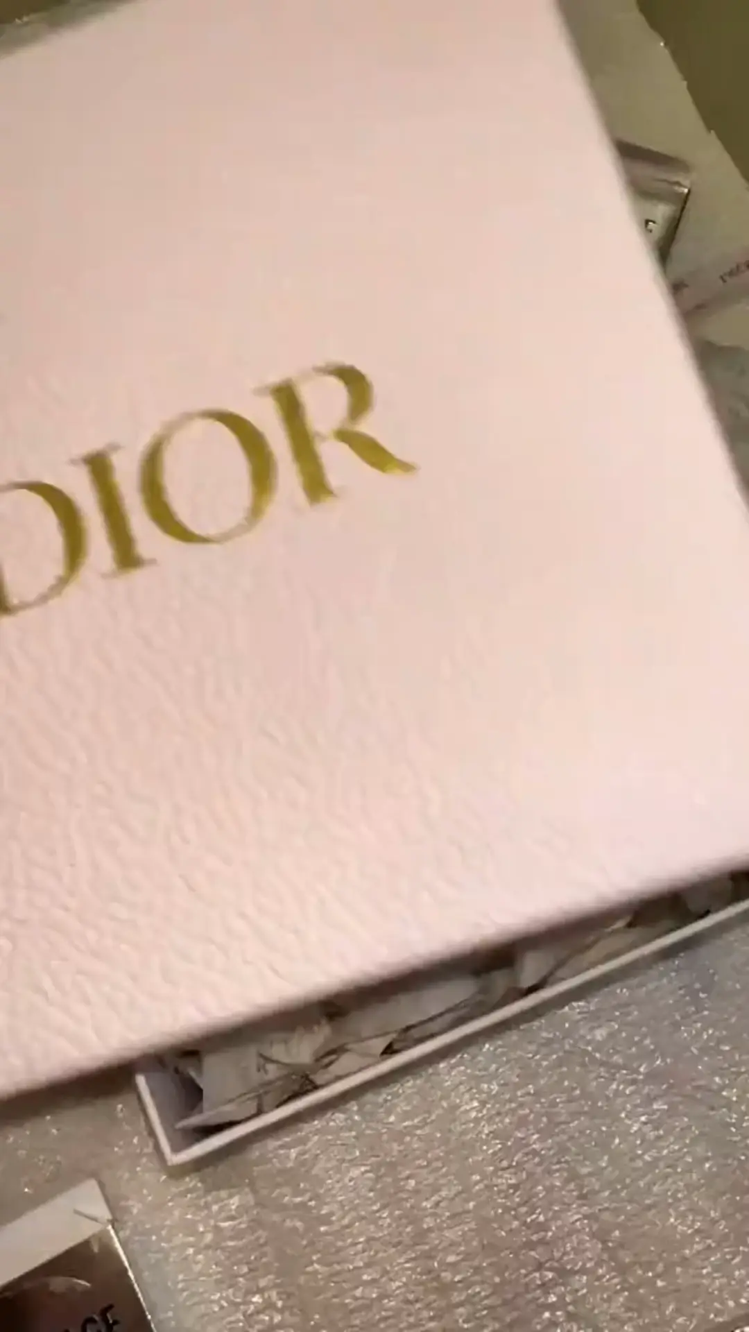 Dior🌸 | Video published by Zhinn | Lemon8