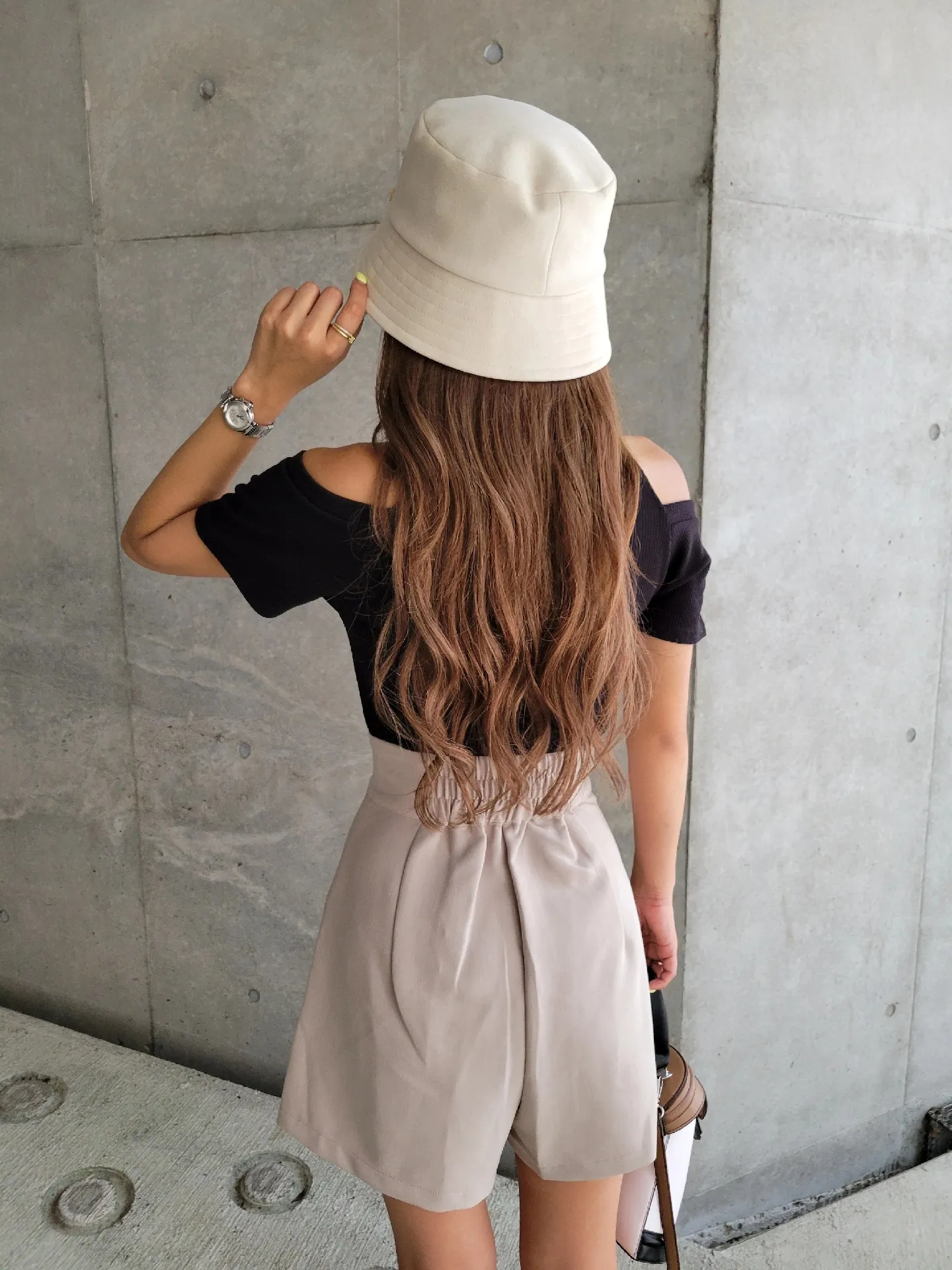 GRL🖤低身長大人コーデ / 153cm | chiha / 低身長コーデが投稿したフォトブック | Lemon8