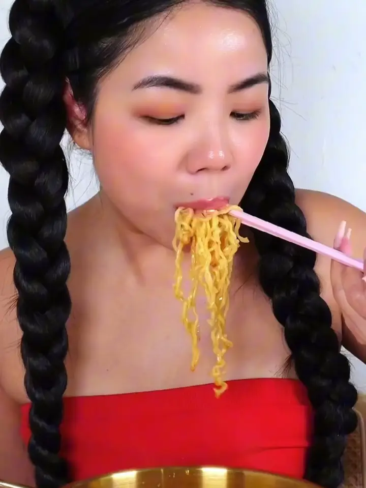 🚨🍜 NEW RAMEN HACK 🍜🚨 | Video published by Fawn Siri | Lemon8