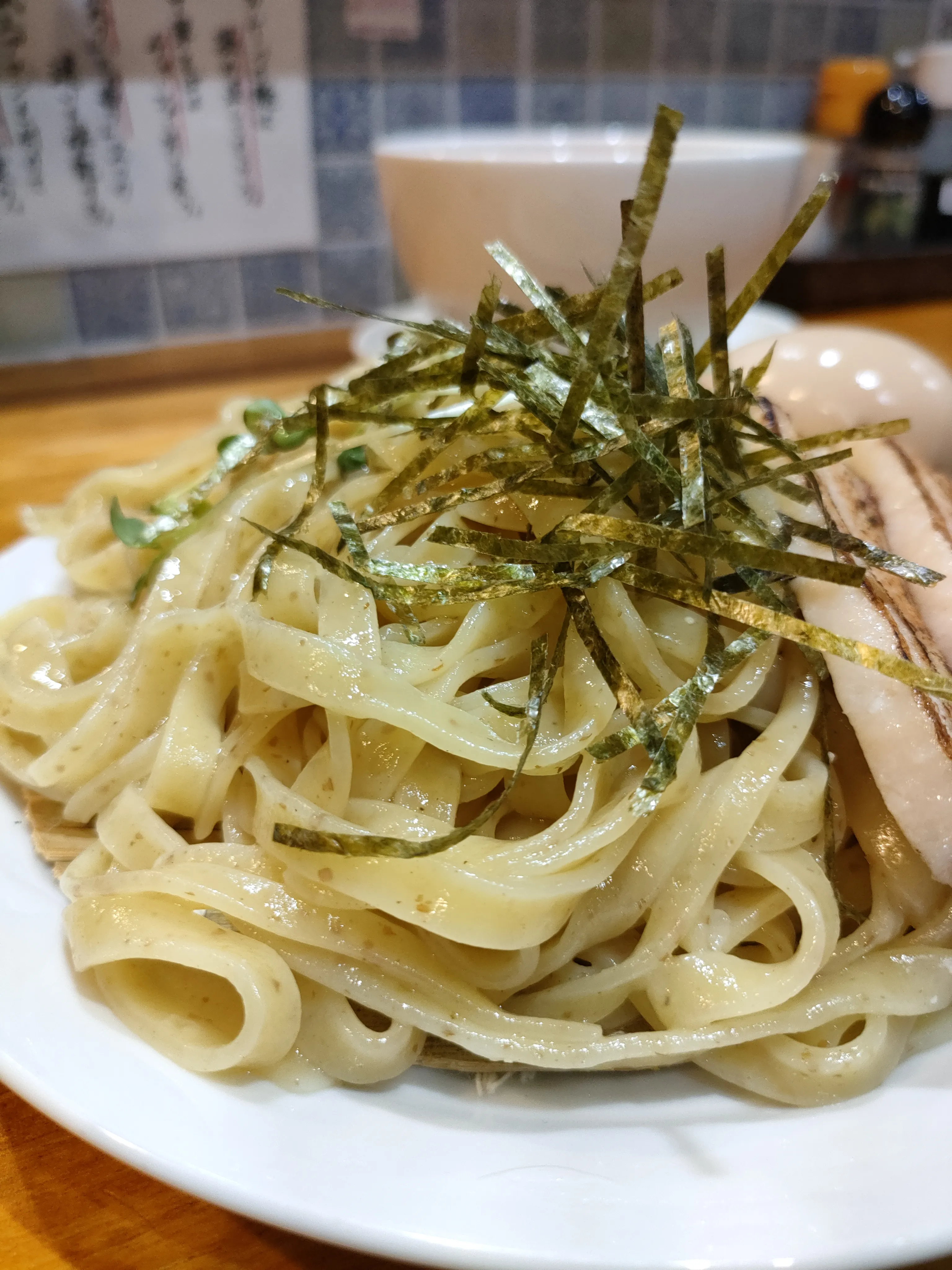 Osaka Umeda · Nakazakicho 】 Two major signboard menus of Chinese soba ...
