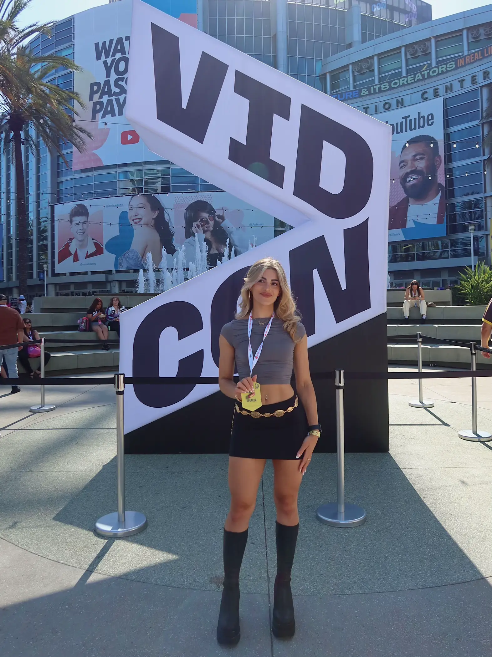 I got invited to Vidcon!! 🍋 (LEMON8 panel) | Gallery posted by denise ...