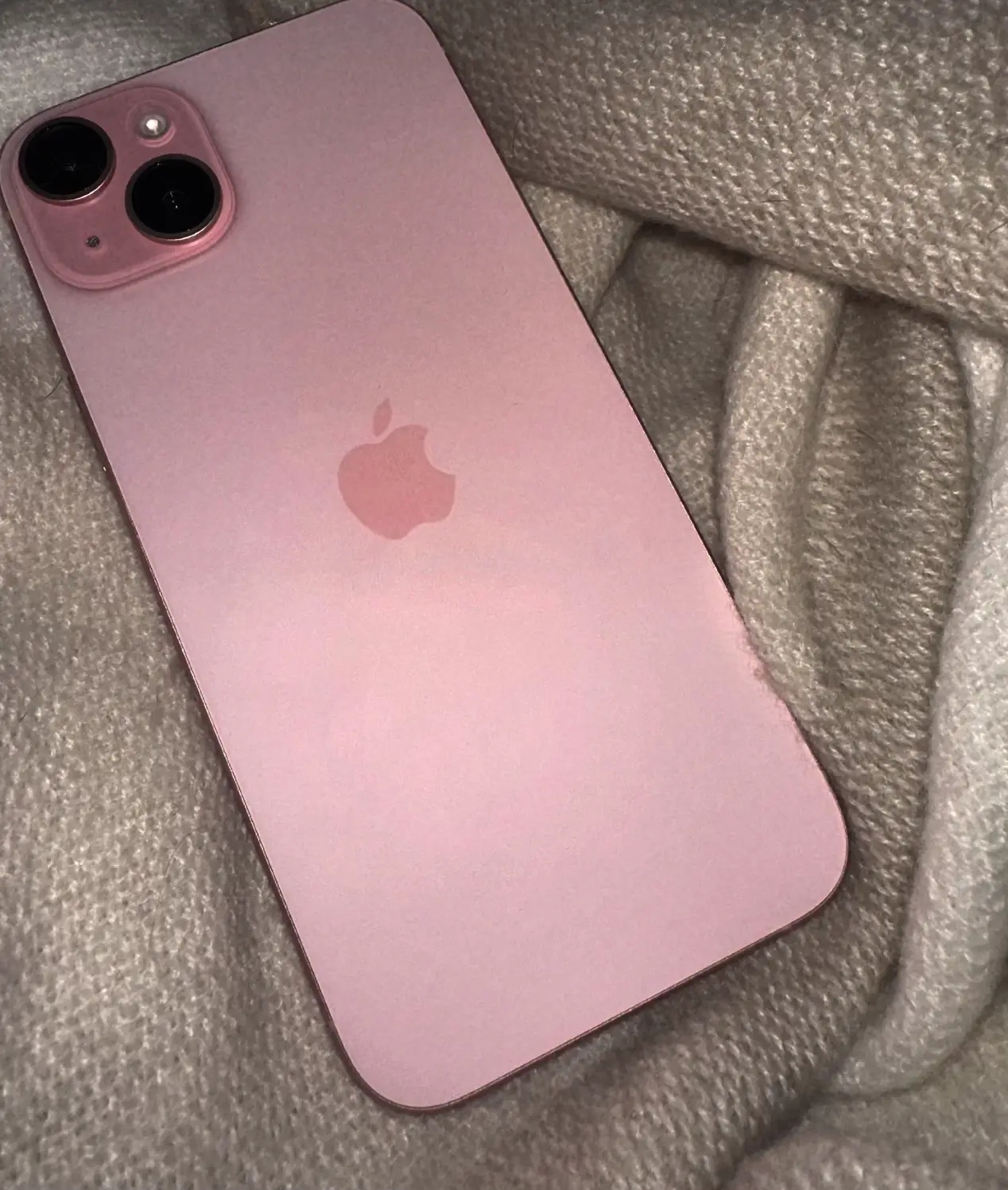 iPhone 15 plus 💞 | Gallery posted by Cassie Stone | Lemon8