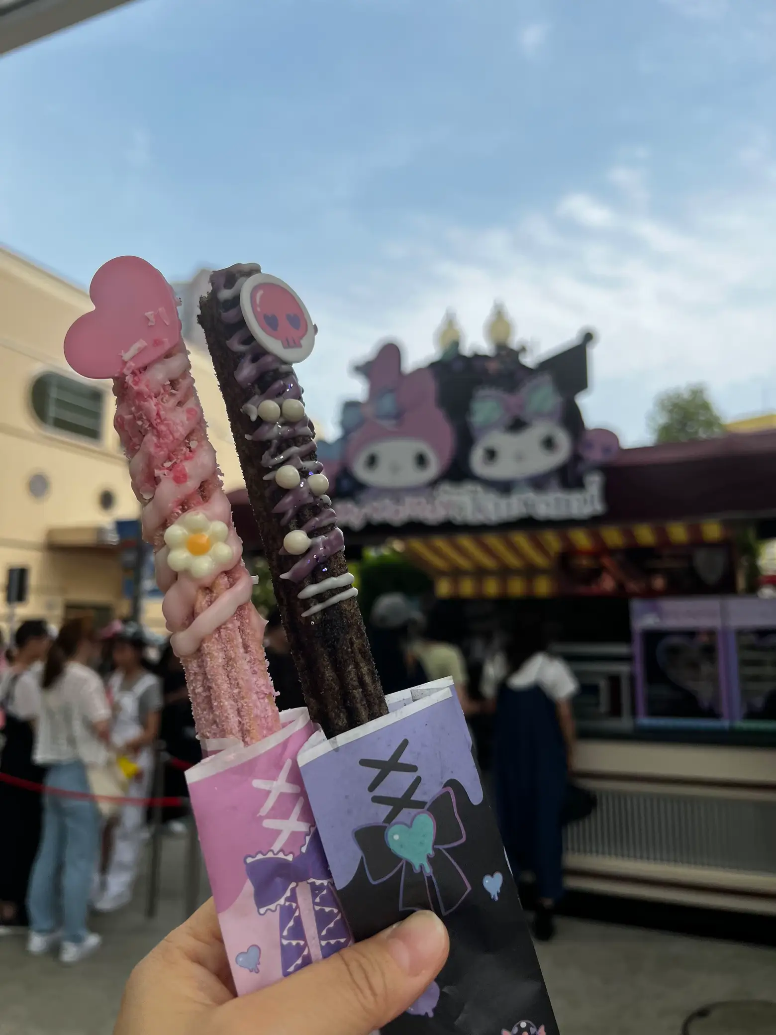 วันฮาโลวีนที่ USJ Sheritos🎃 | แกลเลอรีที่โพสต์โดย momoking0510 | Lemon8