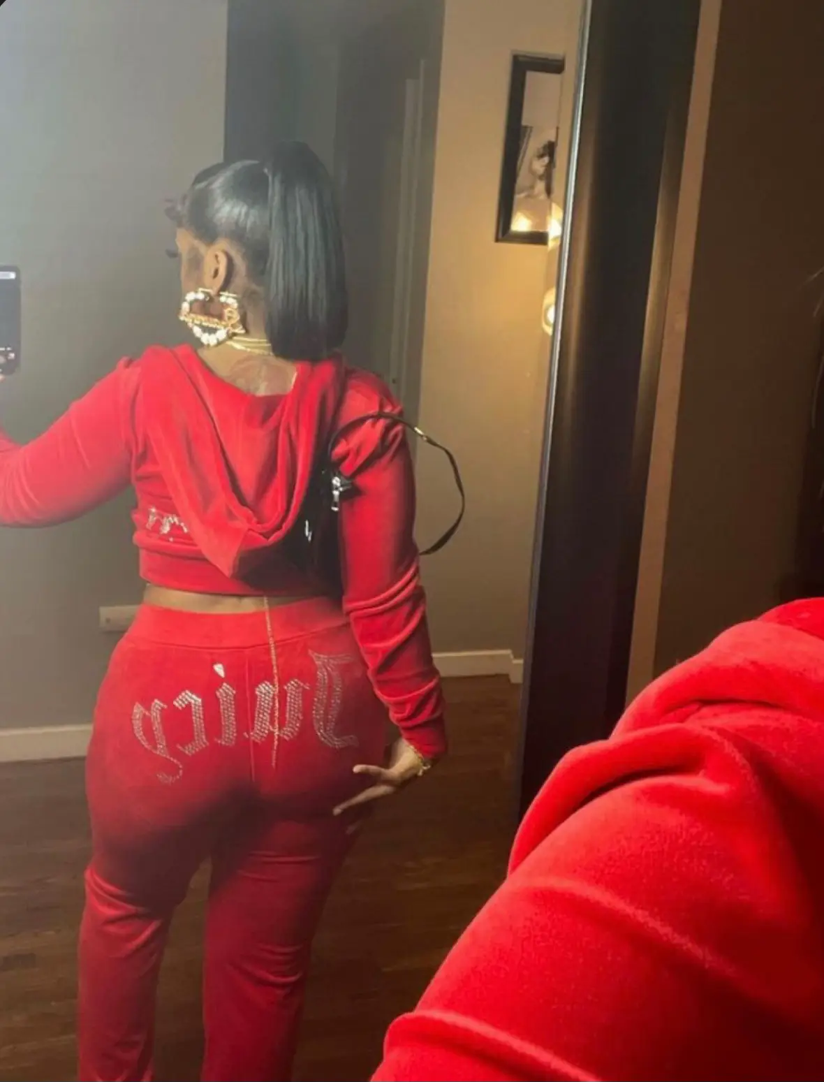 WINTER BADDIE LOOKBOOK🤍 | Gallery posted by Sademonae | Lemon8