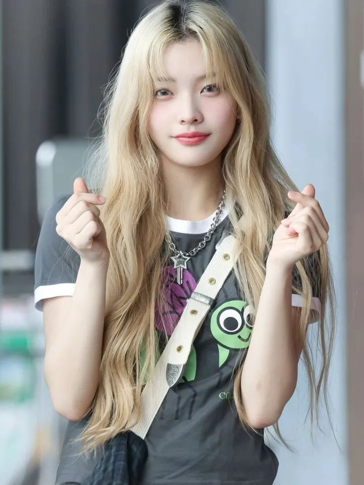 ILLIT いろは！ | MY&STAY が投稿したフォトブック | Lemon8