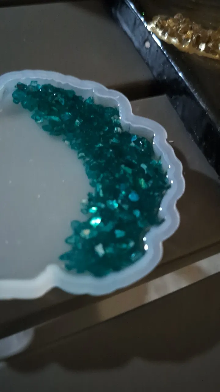 I Dyed Glass With Acrylic Ink and Used it in Resin | Video published by ...