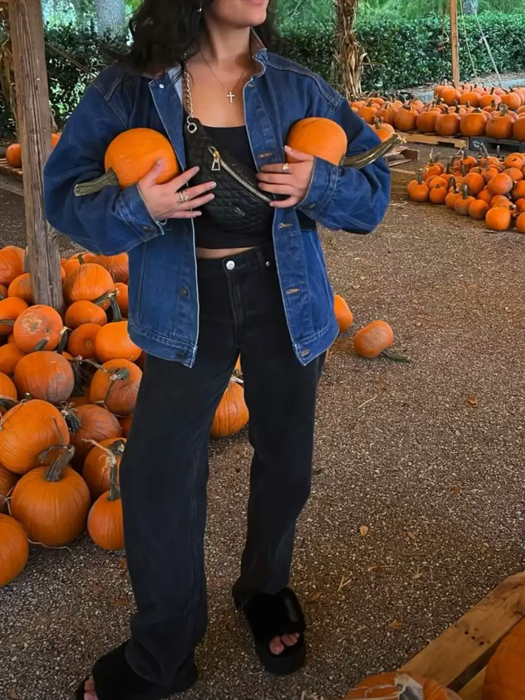 Fall pumpkin patch outfits 🤎🍂🧡 | Gallery posted by gray | Lemon8