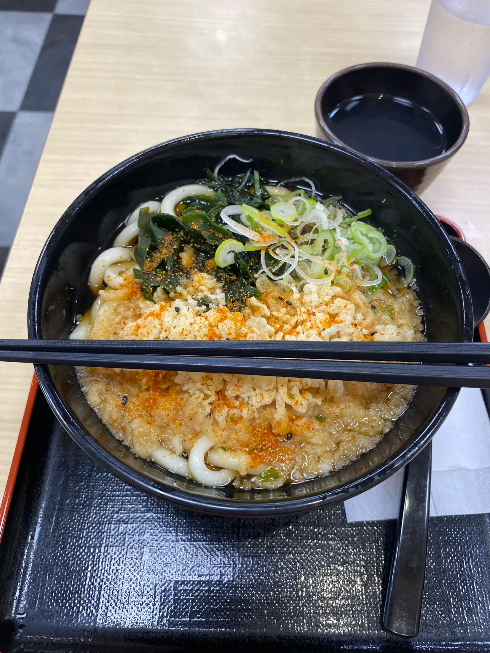 【箱根そば】たぬきうどん | Gallery posted by Yoshi | Lemon8