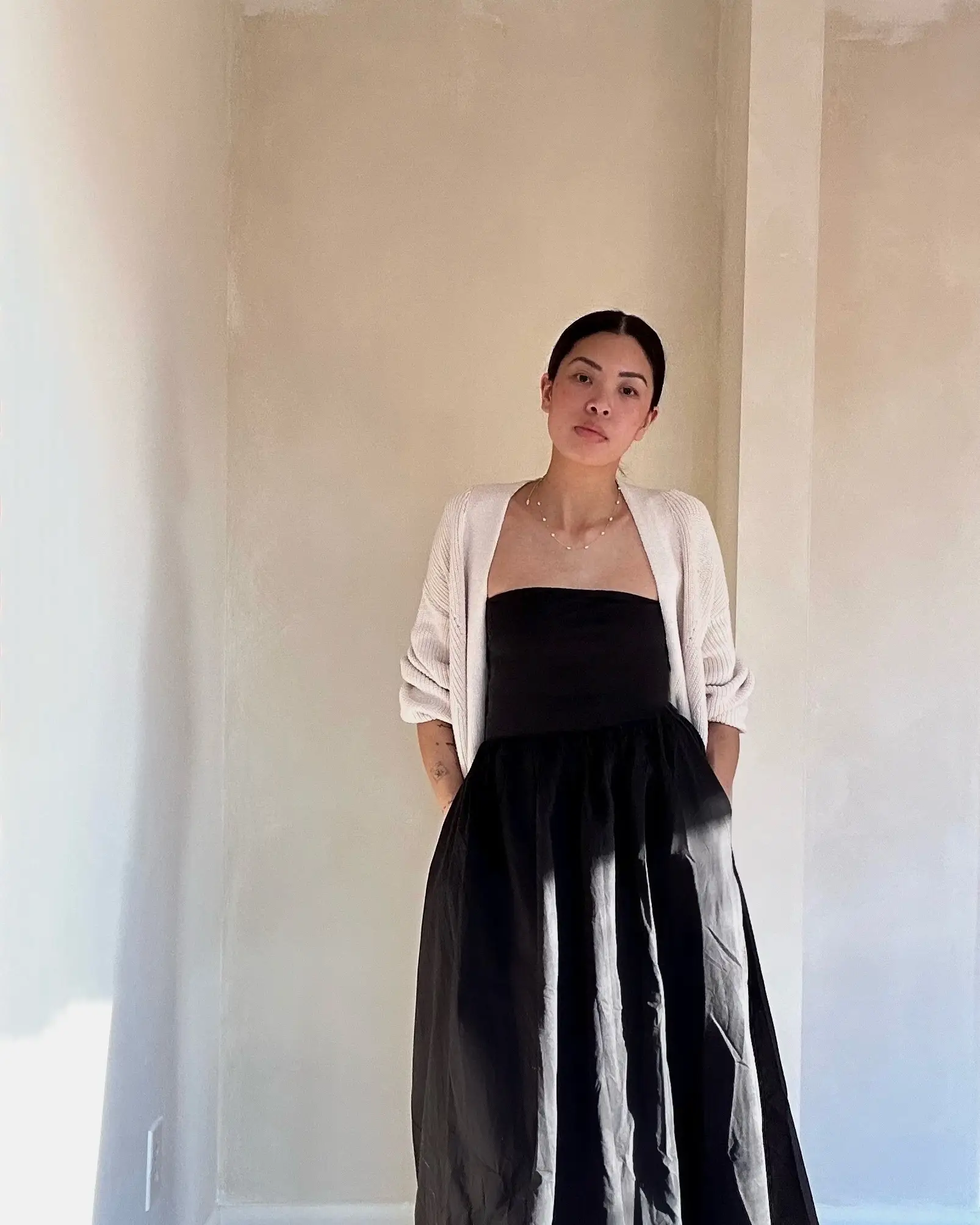 Love a good neutral outfit 🖤 | Gallery posted by lynn n. | Lemon8