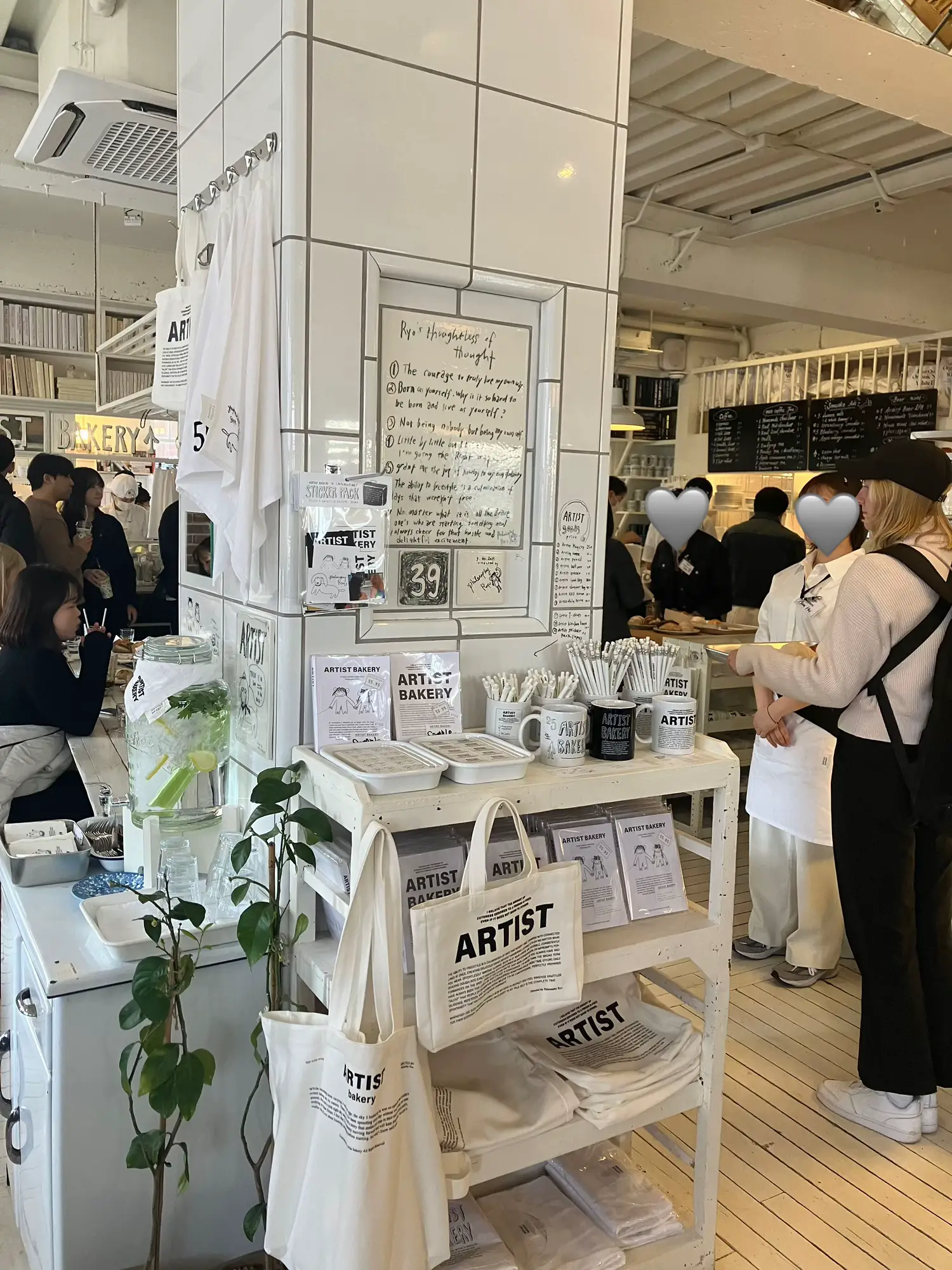 📍🇰🇷話題の塩パン専門店🥐🩶 安国カフェ arthist bakery | ruru🐣が投稿したフォトブック | Lemon8