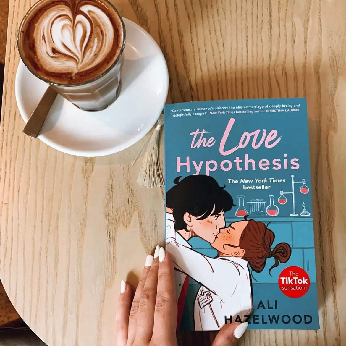 POPULAR books I DON’T want to read 😬 | Gallery posted by Bela Bunij 🌸 ...