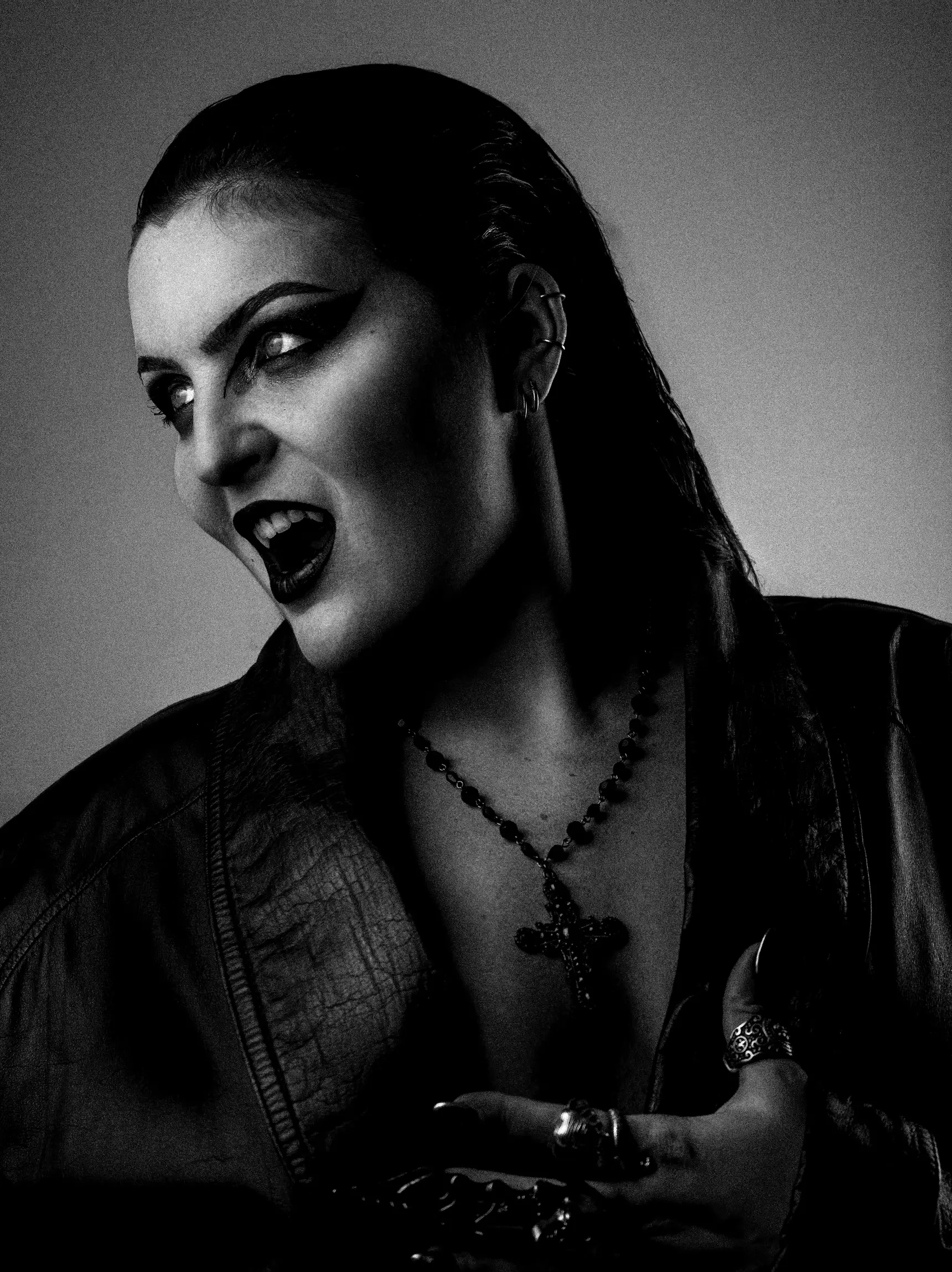 Friday the 13th Vampire Photoshoot 🦇🧛🏻‍♀️🦇 | Gallery posted by Gray ...
